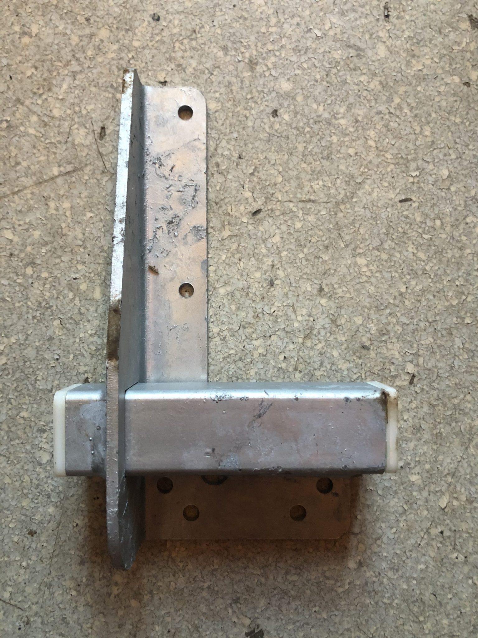Ifor Williams DP120 Livestock Ramp Hinge Block Left Hand Partcode ...