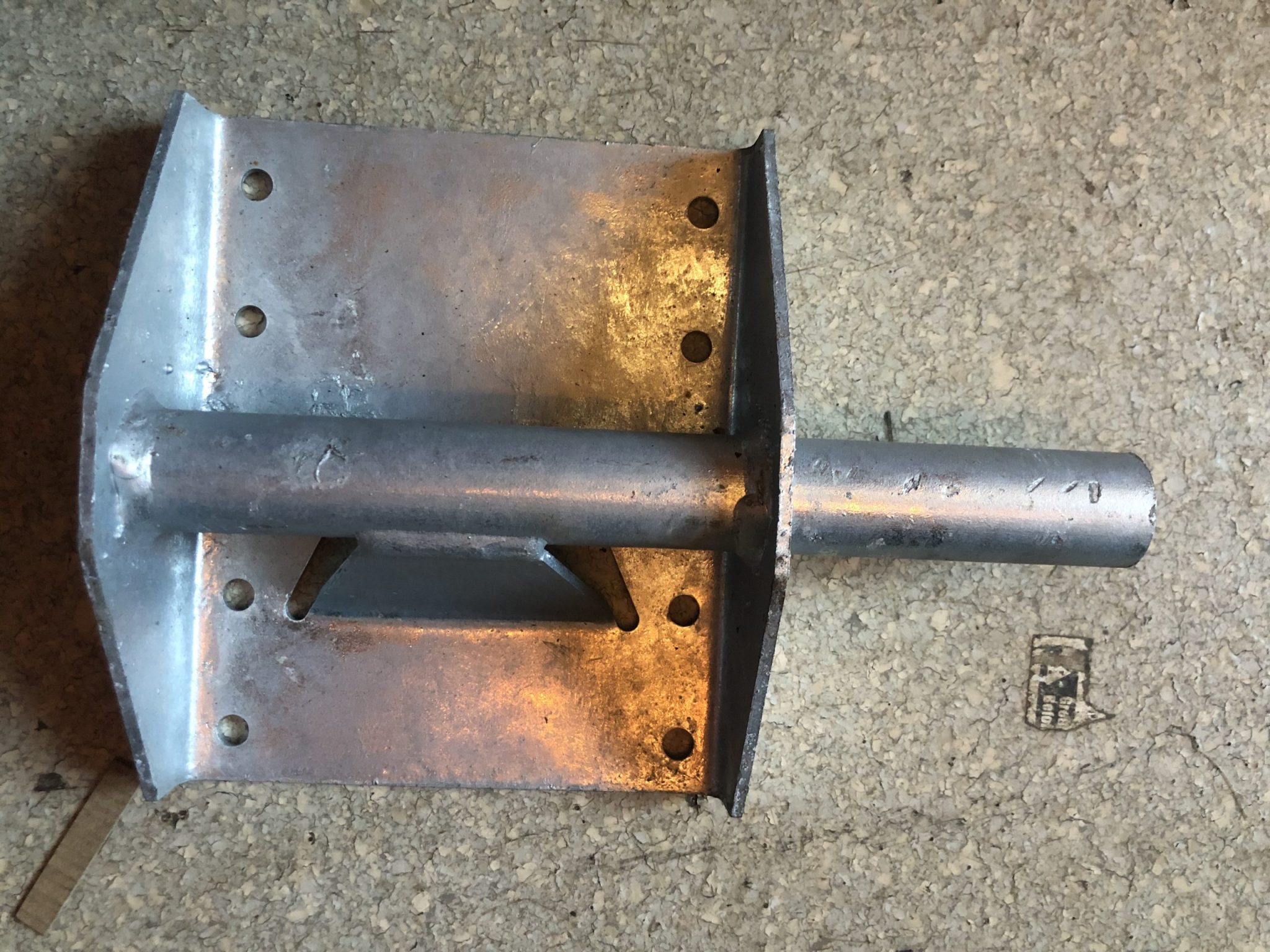 Ifor Williams TA5G/TA510G Livestock Ramp Hinge Pivot Right Hand ...